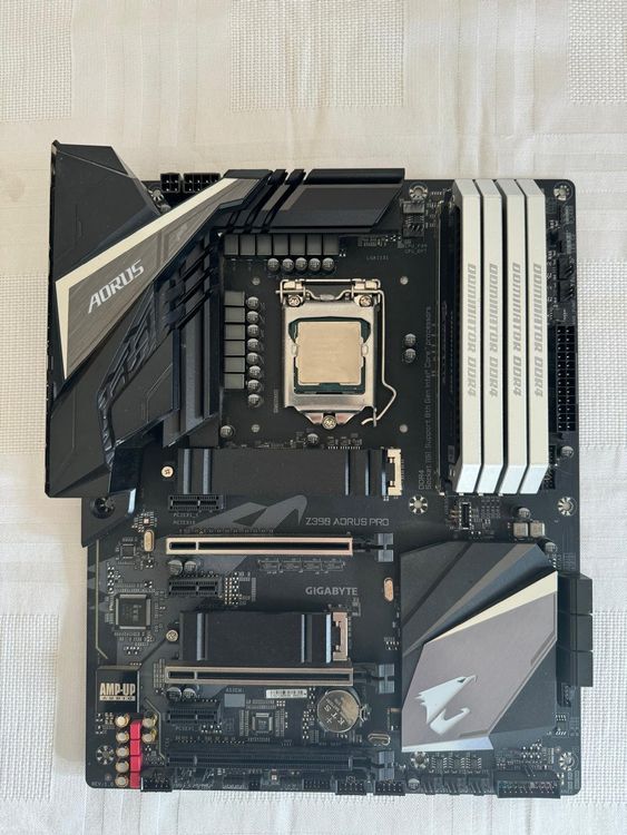 Gigabyte Z390 Mainboard inkl. i7-9700K und 16GB RAM (Gebraucht) in Zernez für CHF 161 – mit ...