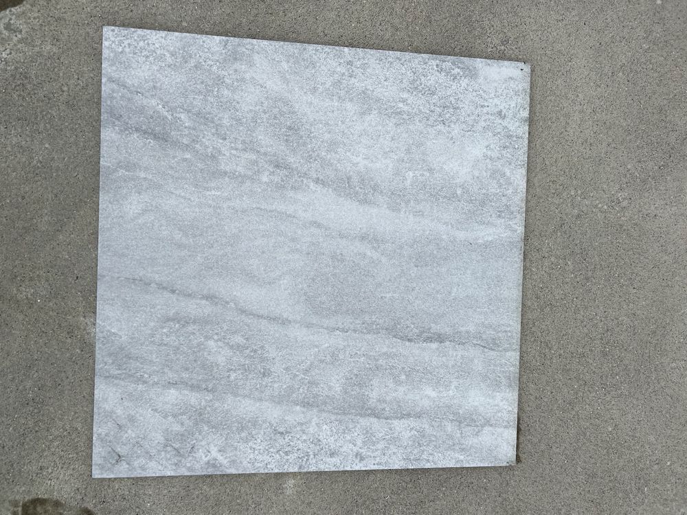 Neue Keramik platten 615x615x8 | Kaufen auf Ricardo