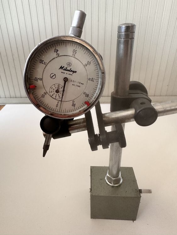 Mitutoyo Messuhr mit Magnetstativ - Top Zustand! (Gebraucht) in Basel ...