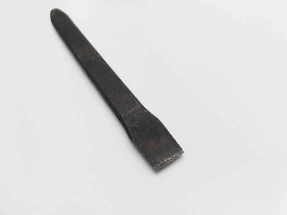 Meissel klein, antiquarisch (Gebraucht) in Winterthur für CHF 2.5 – nur ...