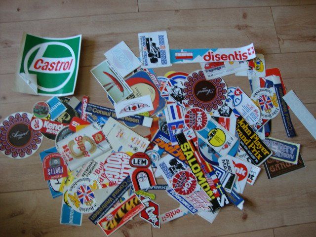 100 Stk. Retro Sticker Abziehbilder der 70er /80er Jahre (Gebraucht) in ...