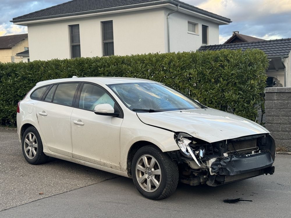 Volvo V60 2.0T | Kaufen auf Ricardo