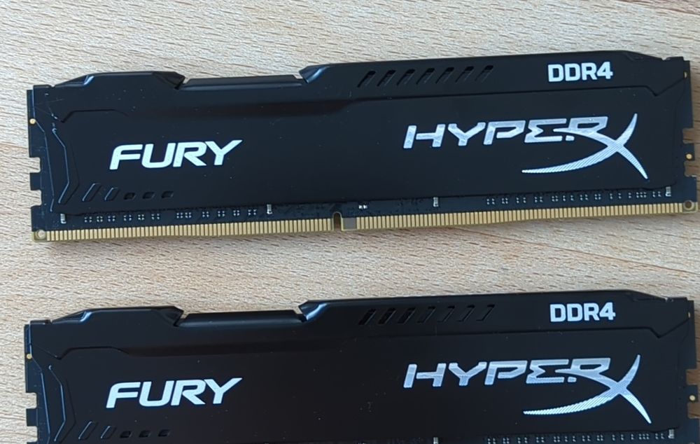 HyperX Fury DDR4 16GB (2x 8GB) RAM Kit (Gebraucht) in Thalwil für CHF 11 – mit Lieferung auf ...