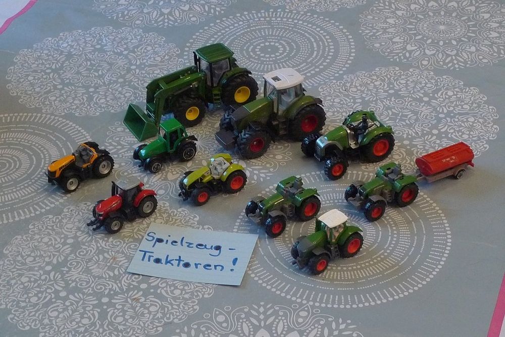 Spielzeug-Traktoren! (Gebraucht) in für CHF 18 – mit Lieferung auf ...