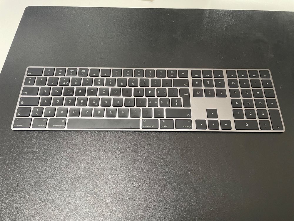 Apple Magic Keyboard Space Grey | Kaufen auf Ricardo