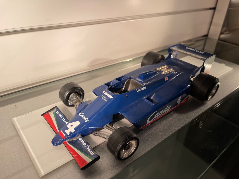 Formel 1 / F1 Tyrrell " Candy" burago - 1:14 !! rar (Gebraucht) in ...