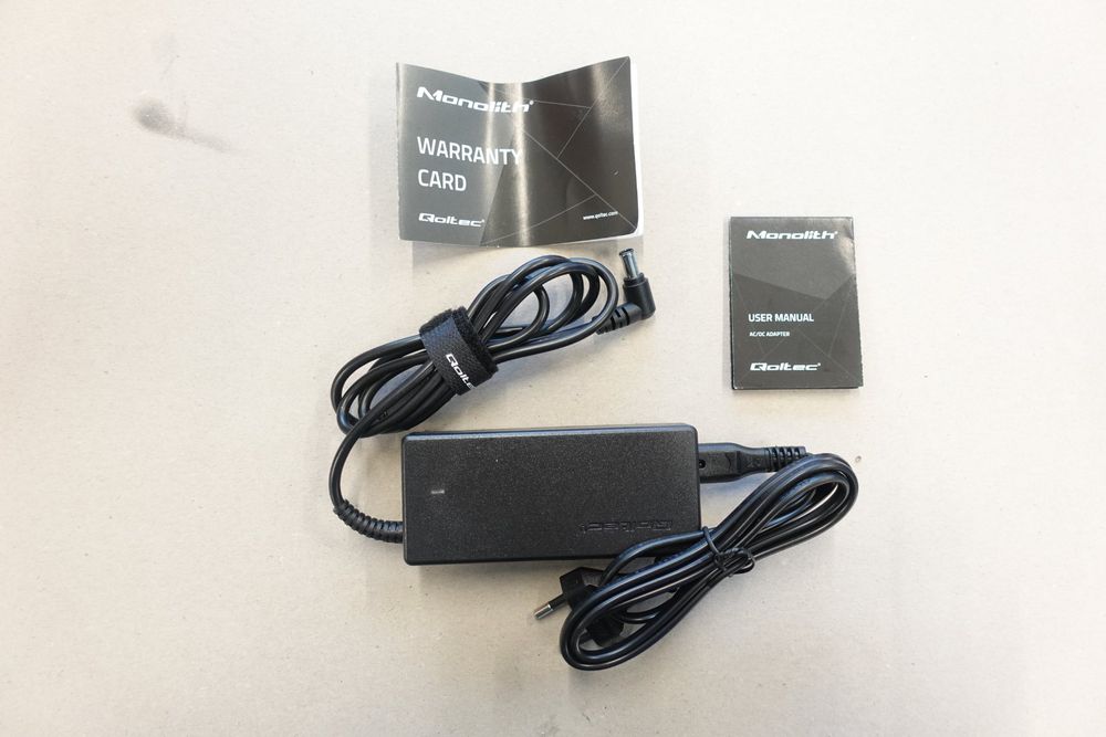 MONOLITH Power Adapter | Kaufen auf Ricardo