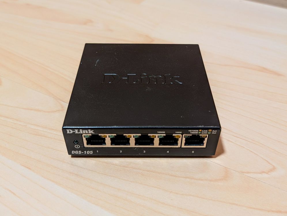 D-Link Netzwerk Switch DGS-105 5-Port Fast Ethernet (Gebraucht) in ...