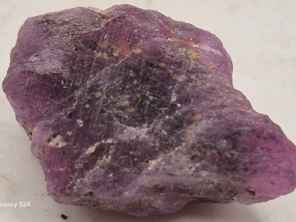 Rubin roh 20ct. Kamataka in Indien (Neu und originalverpackt) in ...