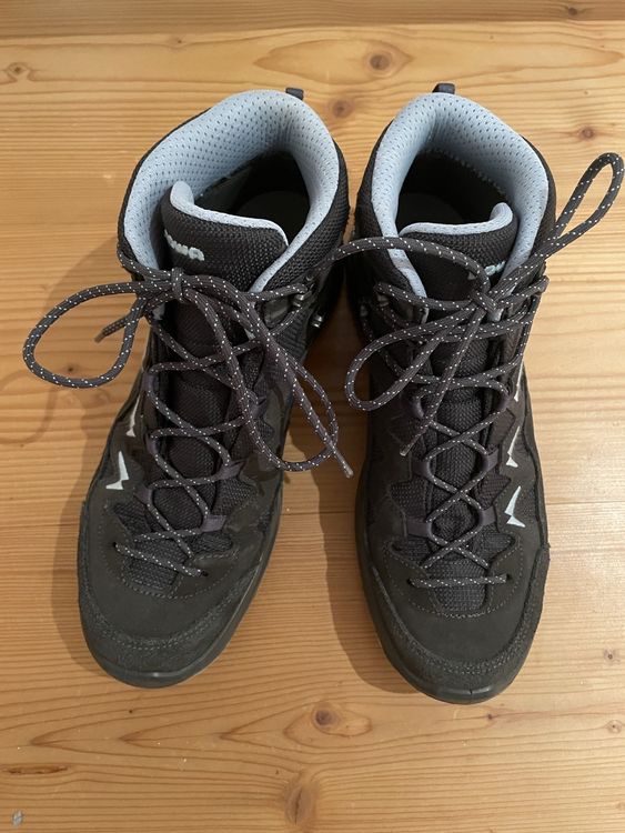 Fast neue Lowa Wanderschuhe (41.5) | Kaufen auf Ricardo