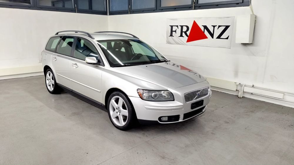 Volvo V50, 2.4l, 2WD | Kaufen auf Ricardo