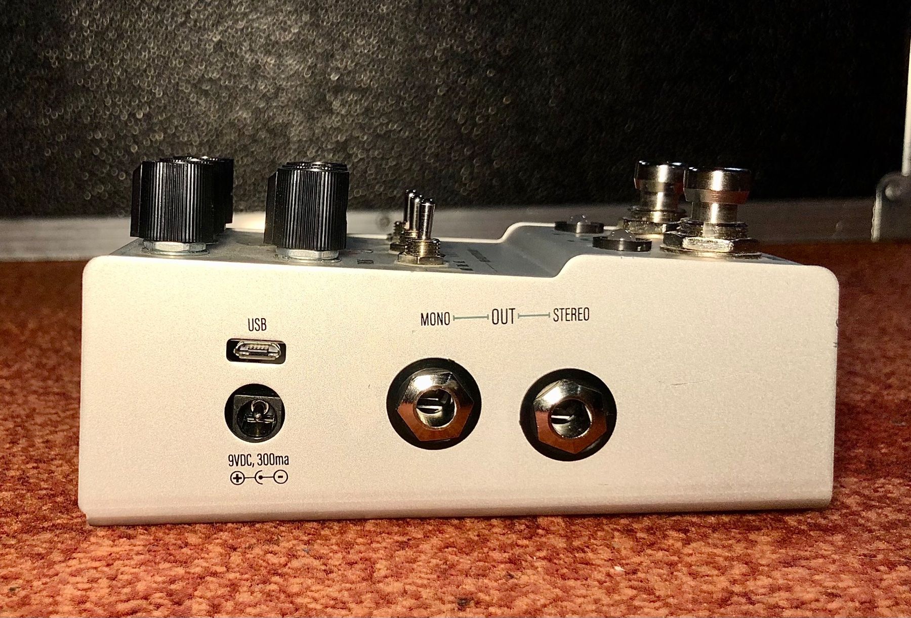 Walrus Audio Mako D1 High-Fidelity Stereo Delay Pedal V2 (Gebraucht) in ...