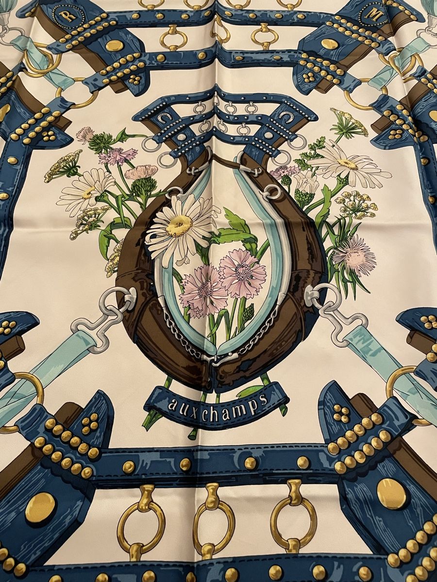 Carré Hermès vintage, seta (Usato) a Massagno per CHF 200 – con ...