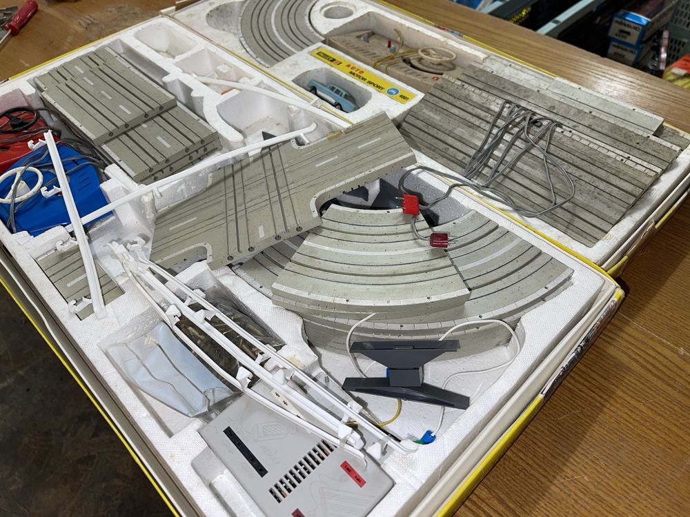 Faller Auto Motor Sport Rennbahn 4001 / 4003 (Gebraucht) in Siebnen für ...