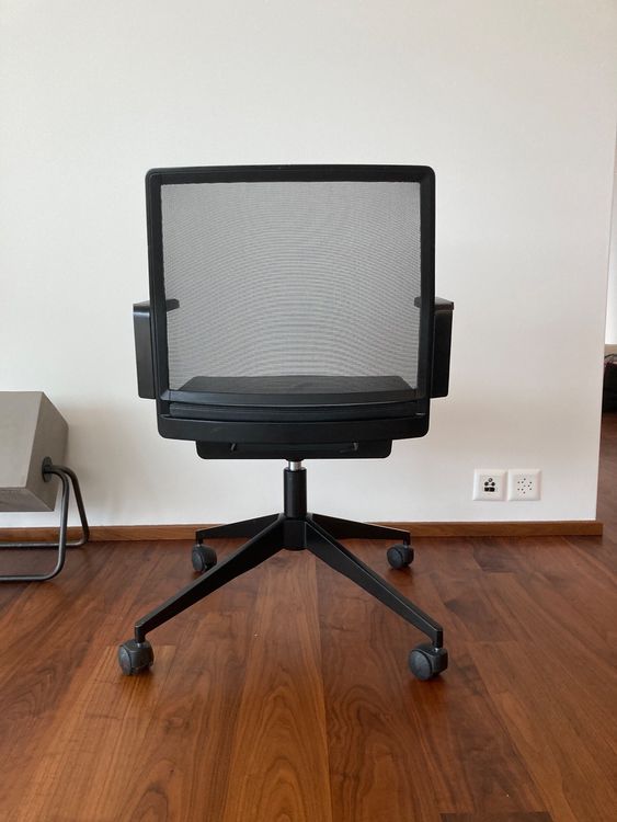 DIS - Office chair from Dynamobel Designer Bürostuhl | Kaufen auf Ricardo