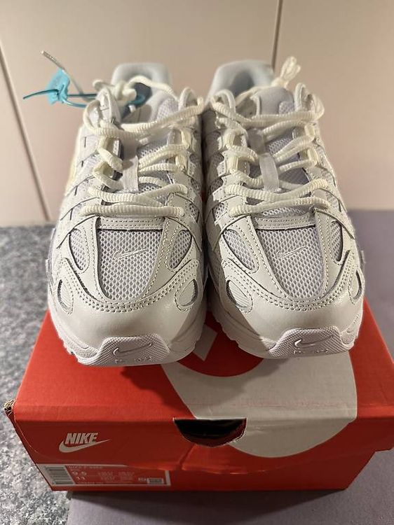 Nike Grösse 43 Neu (Gebraucht) in Ennetbürgen für CHF 89 – nur Abholung ...