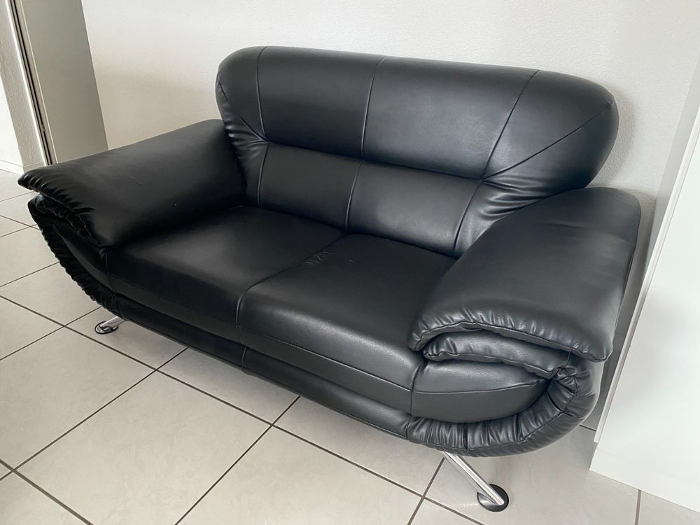 Sofa (2er und 3er Sofa) (Gebraucht) in Zollikofen für CHF 1 – nur Abholung auf Ricardo kaufen