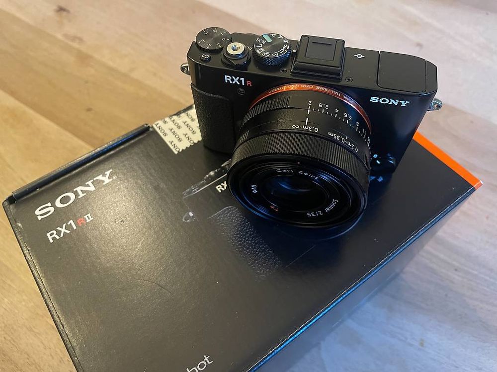 SONY RX1R II (Gebraucht) in Basel für CHF 2250 – nur Abholung auf ...