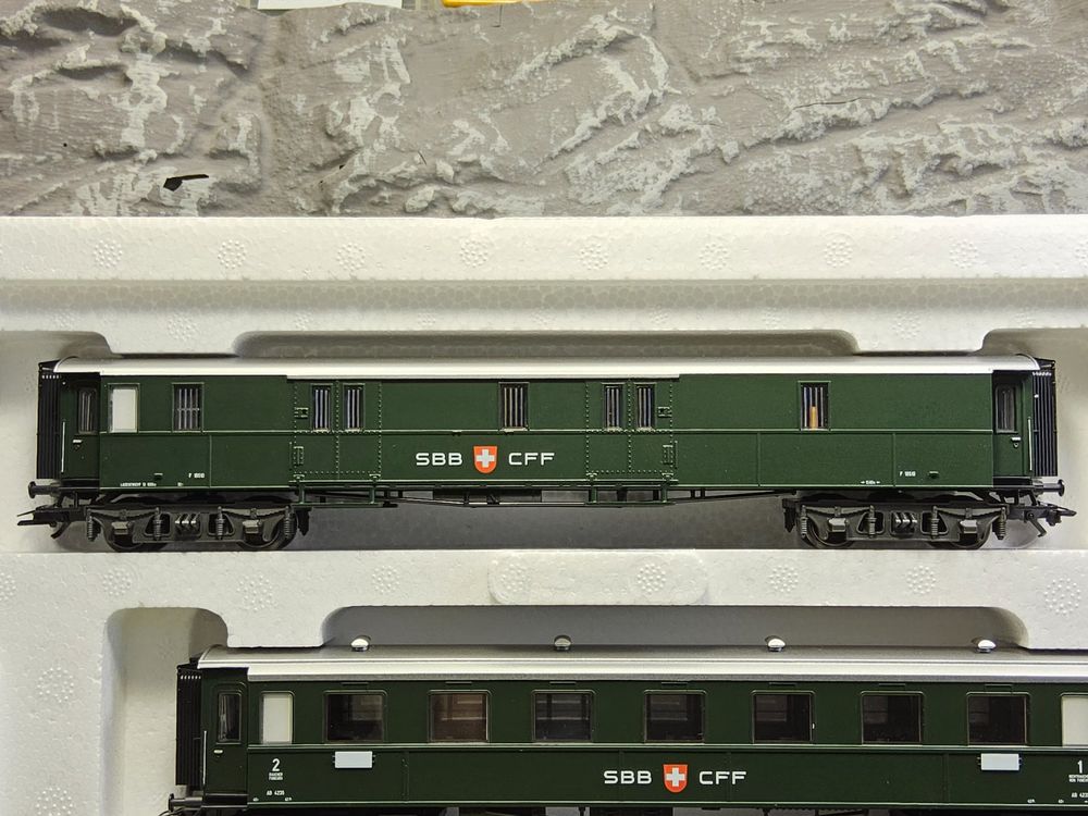 Märklin 42383 _ SBB Schweizer Oldtimer Personenzug _ Spur H0 (Gebraucht ...