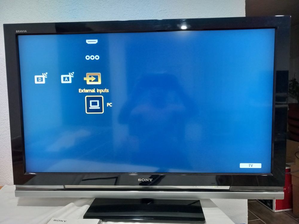 Sony Bravia KDL-40W 4000 40" LCD Digital Colour TV (Gebraucht) in ...