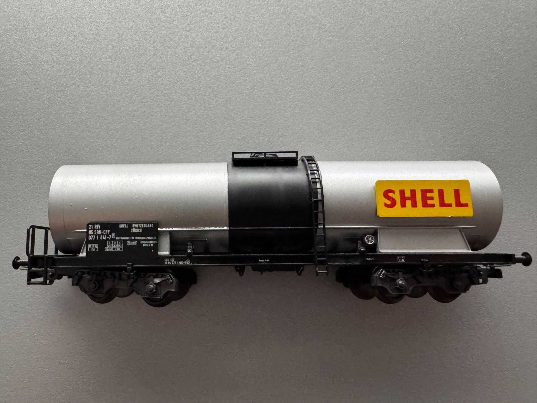 Liliput H0 225 51 - SBB Kesselwagen SHELL *TOP* (Gebraucht) in ...