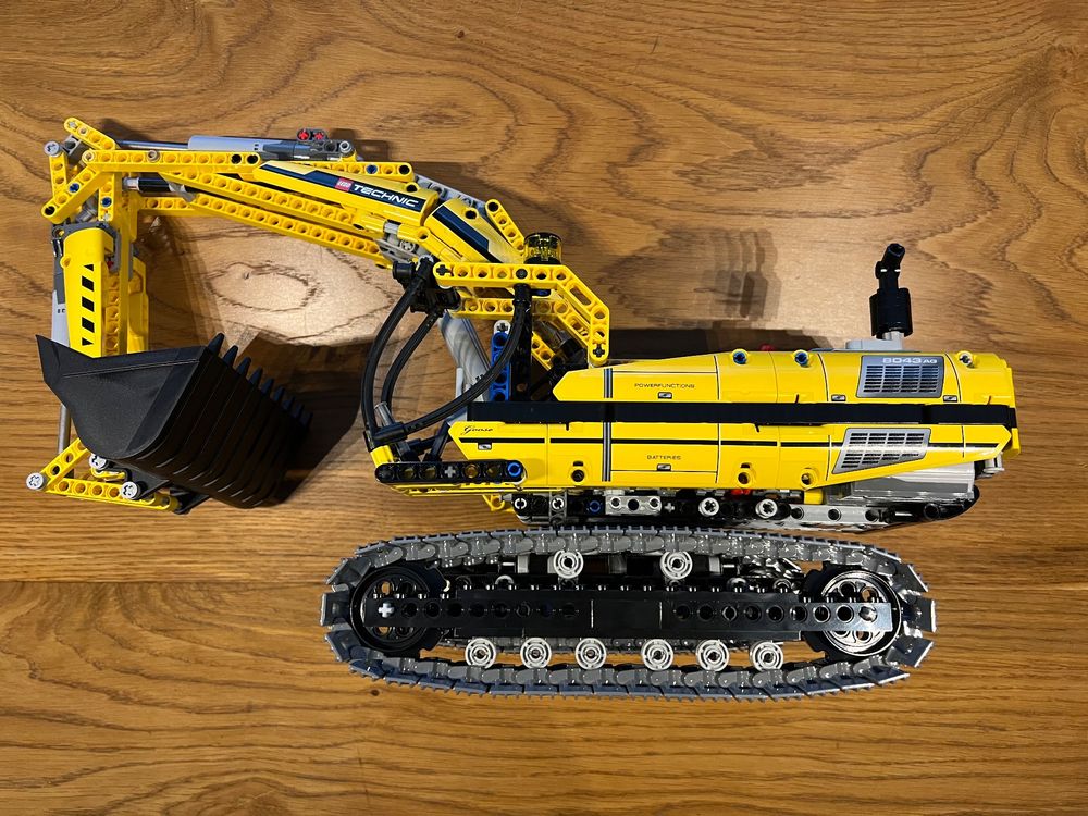 Lego Technic - 8043 - Bagger (Gebraucht) in Riehen für CHF 155 – mit ...