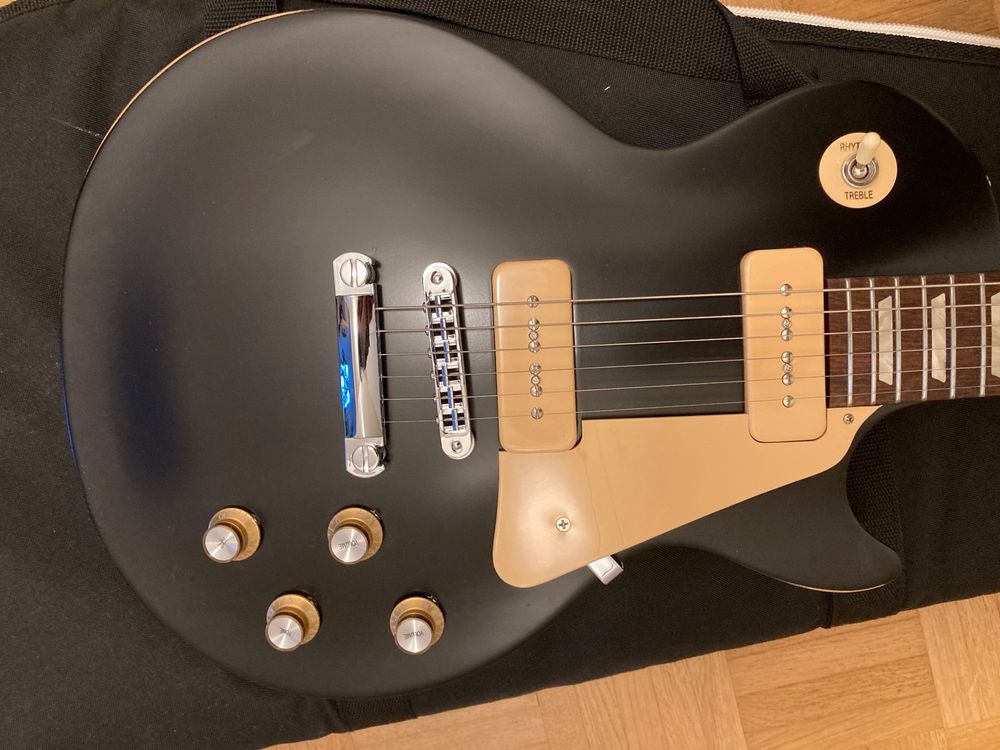 E-Gitarre Gibson Les Paul & Ibanez-Verstärker (Gebraucht) in Moosleerau ...