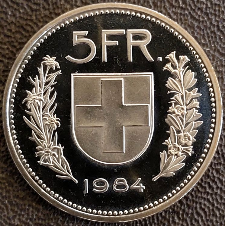 5 Franken 1984 stgl. / aus Münzsatz (Neu (gemäss Beschreibung)) in Arch für CHF 15 – mit ...