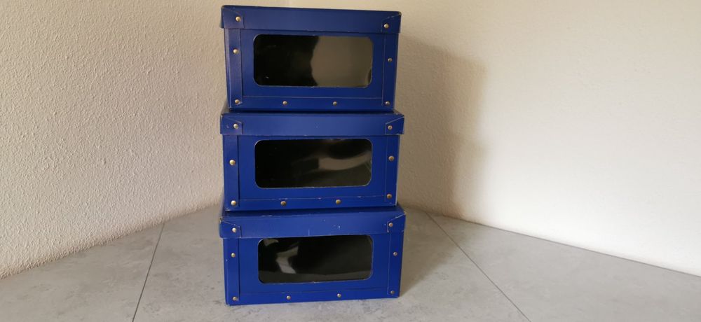 3 AUFBEWARUNGSBOXEN KARTON BLAU MIT SICHTFENSTER (Gebraucht) in Aadorf ...