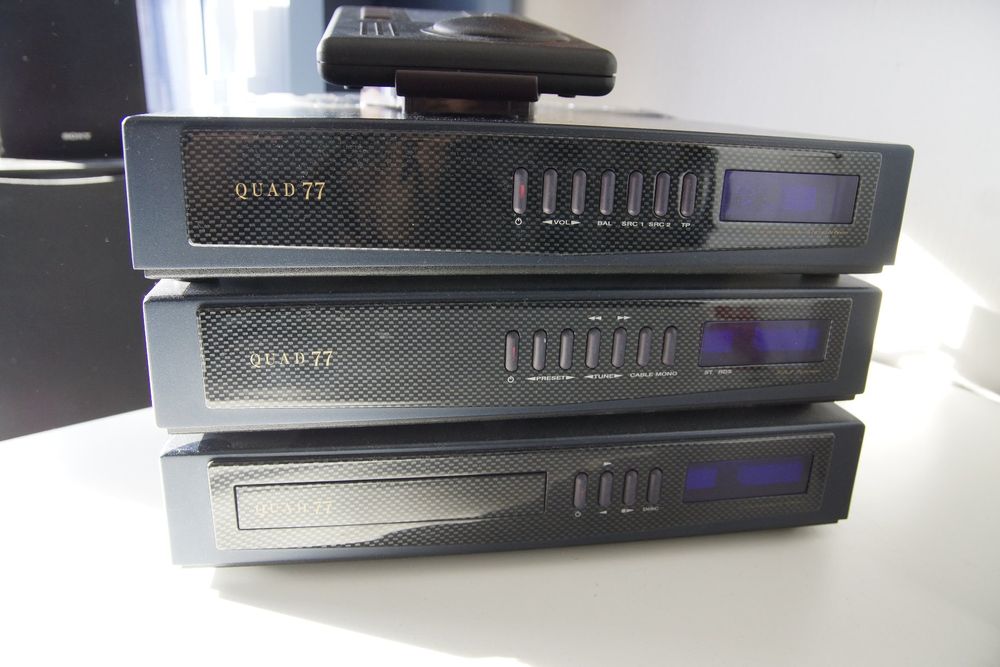 QUAD 77 Verstärker/Tuner/CD Player5 Carbonfront Bestzustand (Gebraucht ...