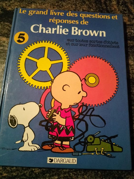 Le Grand livre des questions et réponses de Charlie Brown | Kaufen auf ...