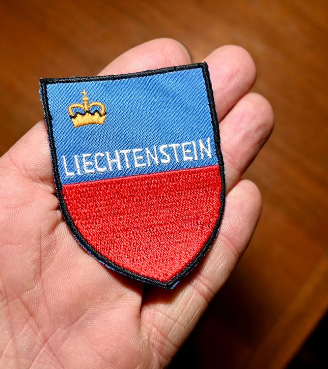 WAPPEN Liechtenstein PATCH badge AUFNÄHER (Gebraucht) in Pfaffhausen für CHF 9 – mit Lieferung ...