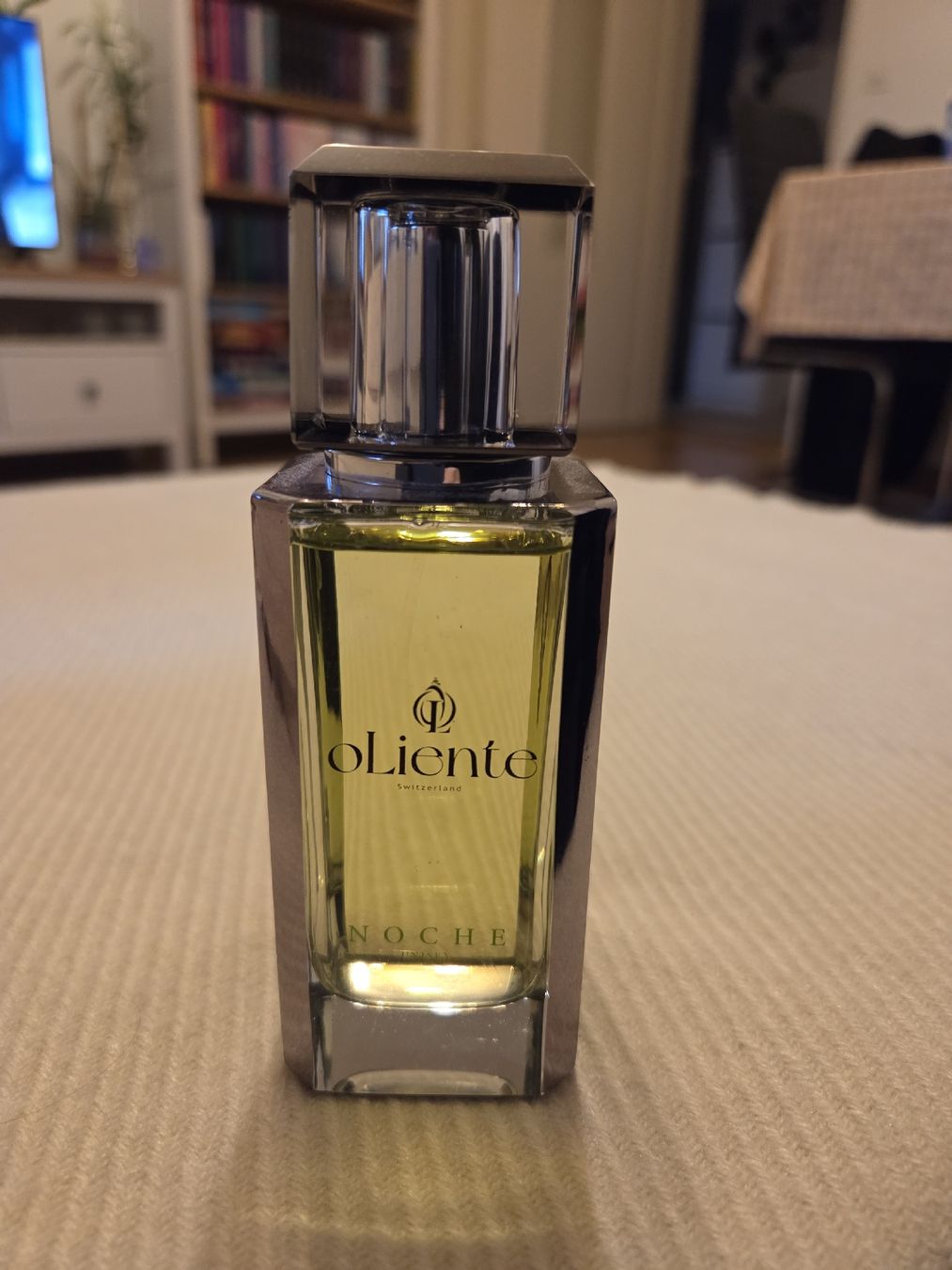 oLiente Noche Eau de Parfum (Nuovo (secondo la descrizione)) a ...
