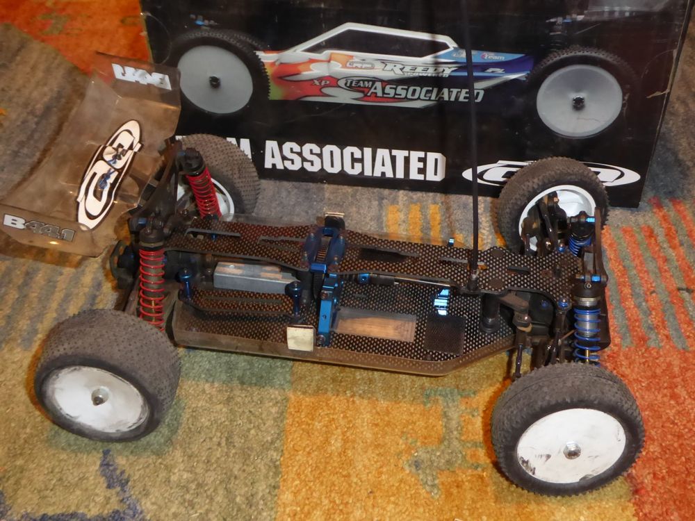 Team Associated (Asso) B44.1 Factory Team | Kaufen auf Ricardo