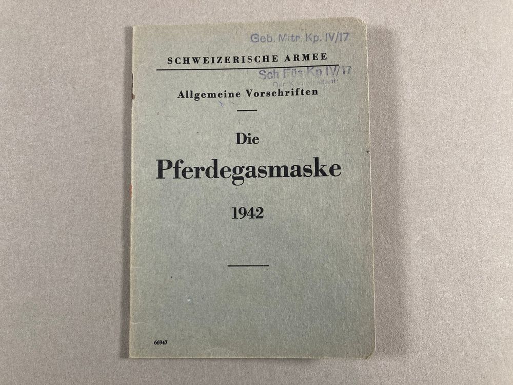 Reglement "Die Pferdegasmaske", 1942, Weltkrieg, Aktivdienst (Gebraucht ...