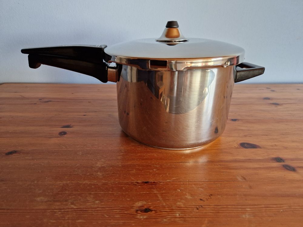 Dampfkochtopf (Gebraucht) in Lenggenwil für CHF 1 – nur Abholung auf ...