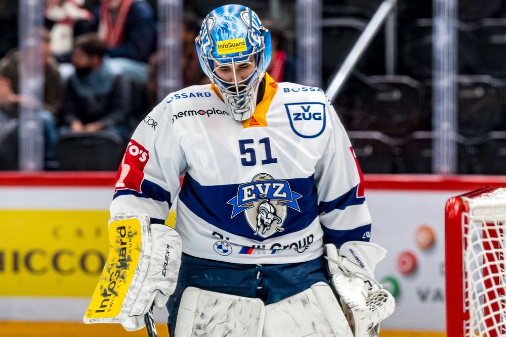 Original EVZ Away Jersey 2022/23 #51 Luca Hollenstein (Gebraucht) in ...