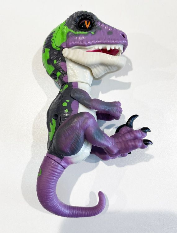WowWee Fingerling Raptor Razor (Gebraucht) in Eschenbach SG für CHF 5.9 ...