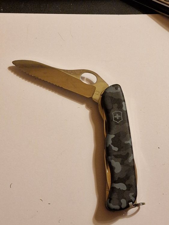 Victorinox Militar Messer JG 13 version Tarn Marine | Kaufen auf Ricardo