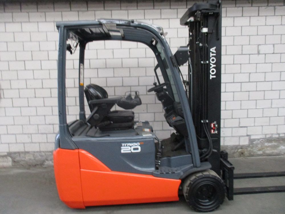 STAPLER TOYOTA 8FBE 20T ELEKTRO GABELSTAPLER (Gebraucht) in Seon für ...