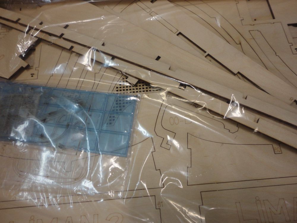 Liman 2 Hist. Schlepper 1:20 Holzbausatz (Neu und originalverpackt) in ...