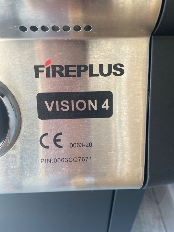 Fireplus Vision 4 gas grill (Gebraucht) in Oberwil b. Zug für CHF 90 ...