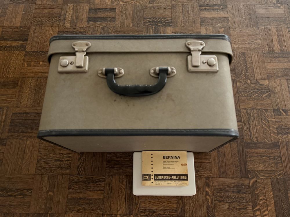 Bernina Nähmaschine record in Koffer Vintage (Gebraucht) in Subingen ...