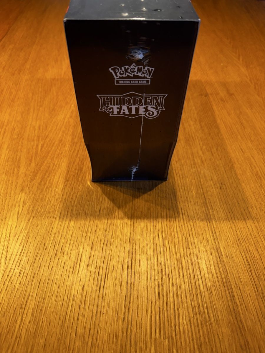 Pokemon Hidden Fates Elite Trainer Box - Sealed! 🔥🔥 (Neu und ...