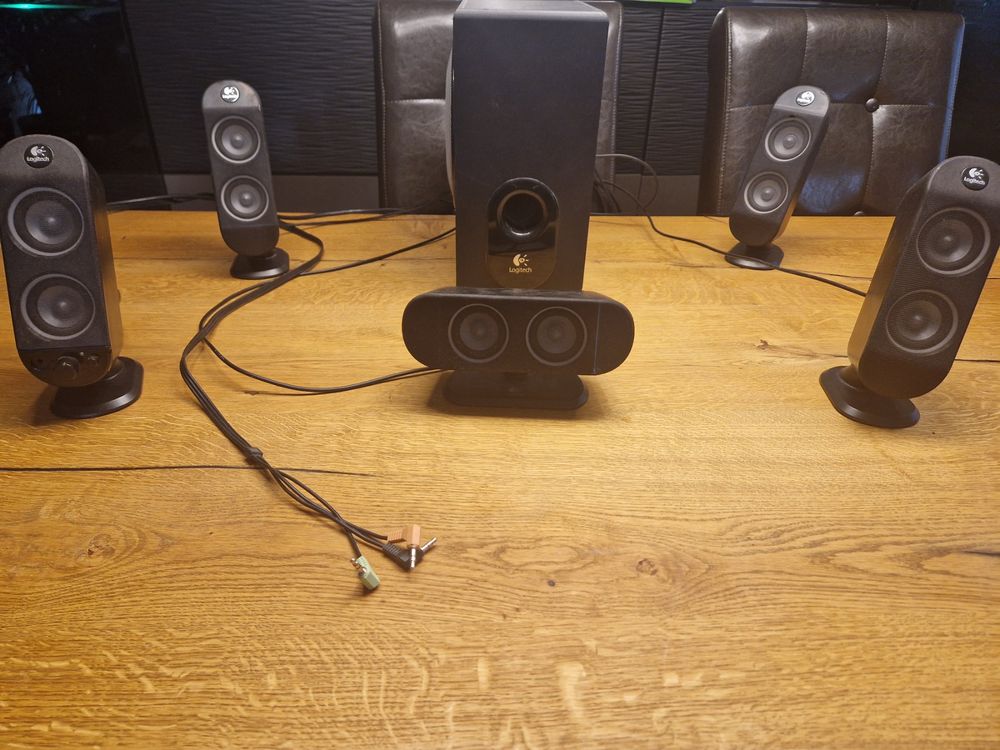 Logitech X-530 PC Sorround Sound 5.1 System | Kaufen auf Ricardo
