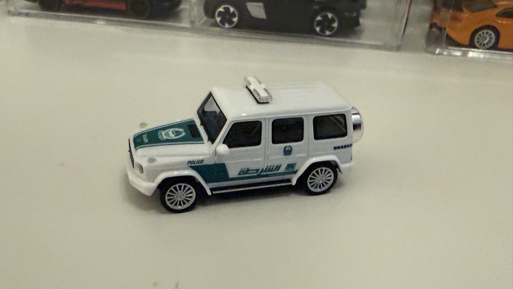 Mercedes G-Modell Polizei Dubai Brabus Miniaturauto 1:64 (Neu (gemäss ...