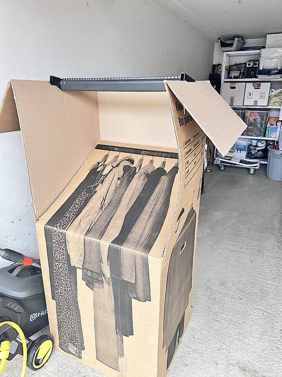 Carton vêtement déménagement (Gebraucht) in Avenches für CHF 10 – nur ...
