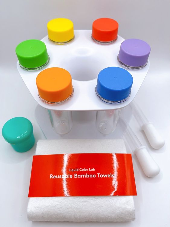 Liquid Colour Lab Farblabor Le Labo des Couleurs Lovevery (Nuovo ...