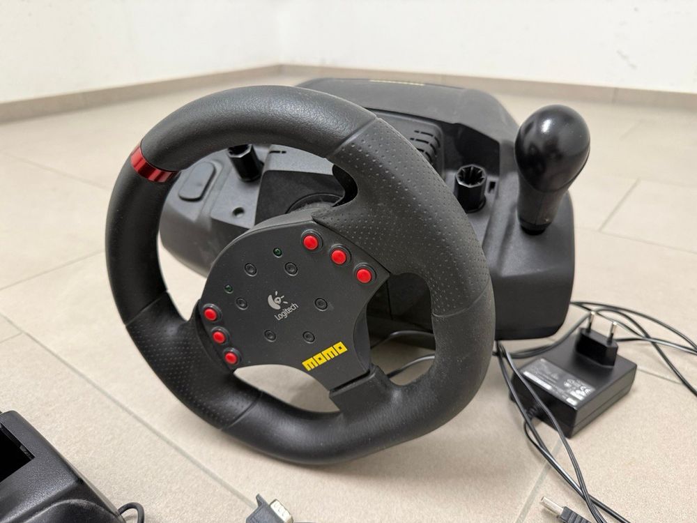 Logitech MOMO Racing Force Feedback Wheel (Gebraucht) in Gossau SG für ...
