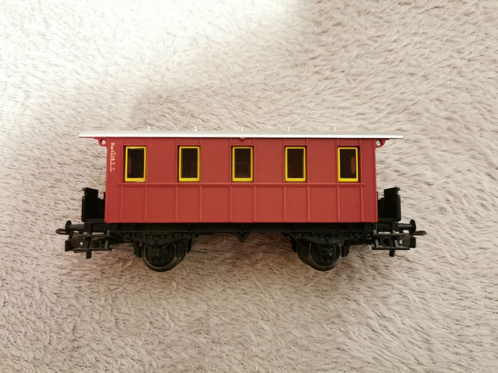 Märklin H0 Personenwagen, rot (Gebraucht) in Herisau für CHF 19 – mit ...